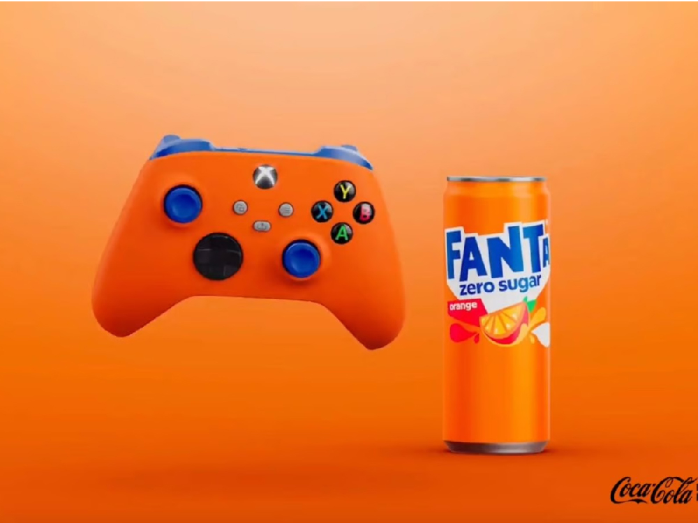 Coca-Cola представила лимитированную линейку геймпадов Xbox в цветах ...